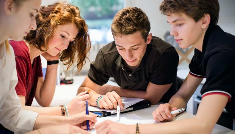 Should 16 Year Olds Be Able To Vote At Presidental Elections DebateWise should-16-year-olds-be-able-to-vote-at-presidental-elections-debatewise